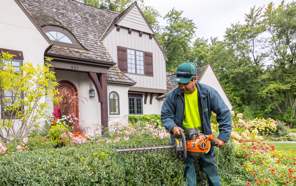 Residential Landscape Design & Installation - Lincolnshire, IL | James ...